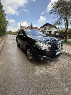 Black Nissan Qashqai 2010 in Vilnius, with an engine capacity of 2.00 L and mileage of 237 thousand km for 5000 €, photo 14 on AUTOMOTO.COM.LV