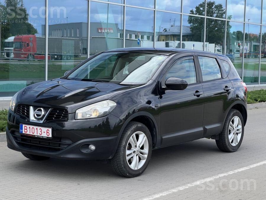 Melns Nissan Qashqai 2010 Rēzekne, ar dzinēja tilpumu 1.50 L un nobraukumu 0 tūkst. km par 4990 €, foto 3 vietnē AUTOMOTO.COM.LV