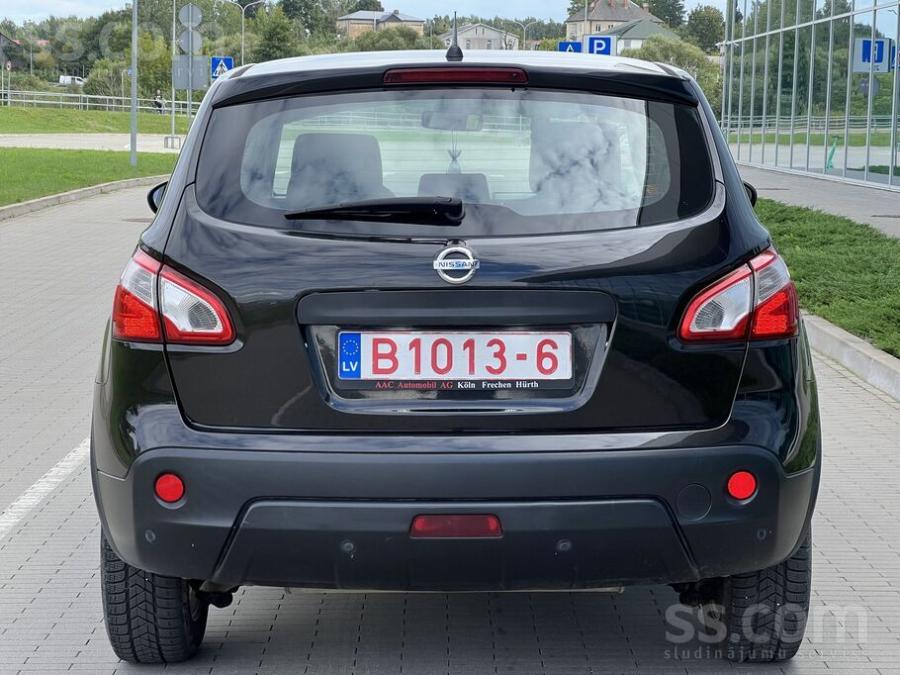 Melns Nissan Qashqai 2010 Rēzekne, ar dzinēja tilpumu 1.50 L un nobraukumu 0 tūkst. km par 4990 €, foto 7 vietnē AUTOMOTO.COM.LV