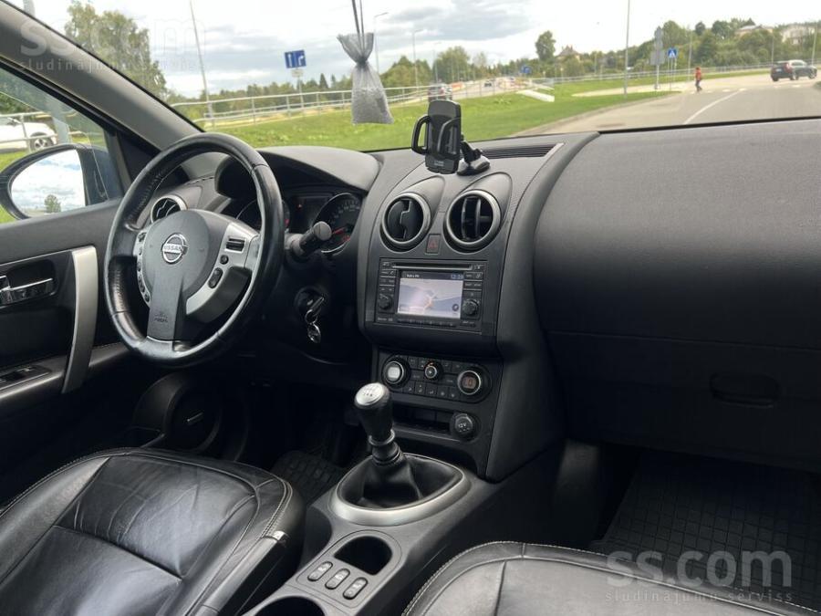 Melns Nissan Qashqai 2010 Rēzekne, ar dzinēja tilpumu 1.50 L un nobraukumu 0 tūkst. km par 4990 €, foto 11 vietnē AUTOMOTO.COM.LV