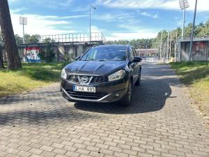 Melns Nissan Qashqai 2010 Kauņa, ar dzinēja tilpumu 1.46 L un nobraukumu 257 tūkst. km par 4300 €, foto 3 vietnē AUTOMOTO.COM.LV