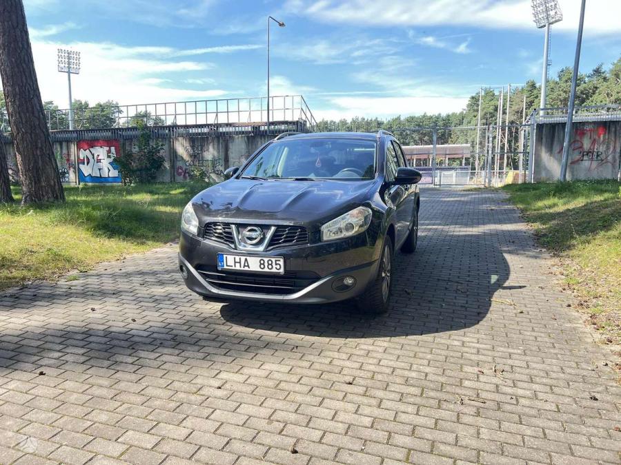 Melns Nissan Qashqai 2010 Kauņa, ar dzinēja tilpumu 1.46 L un nobraukumu 257 tūkst. km par 4300 €, foto 3 vietnē AUTOMOTO.COM.LV
