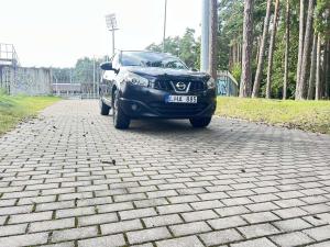 Melns Nissan Qashqai 2010 Kauņa, ar dzinēja tilpumu 1.46 L un nobraukumu 257 tūkst. km par 4300 €, foto 5 vietnē AUTOMOTO.COM.LV