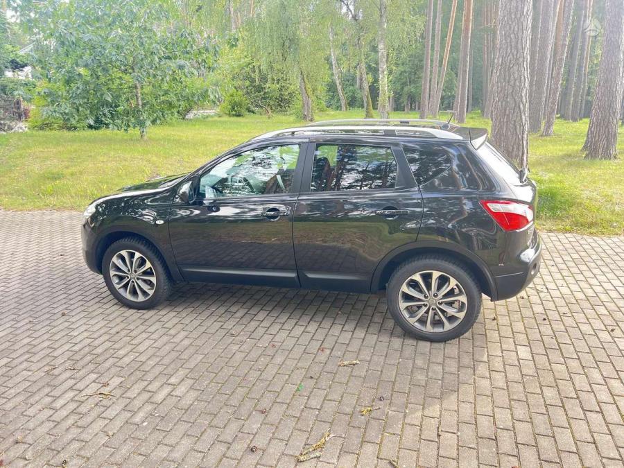 Melns Nissan Qashqai 2010 Kauņa, ar dzinēja tilpumu 1.46 L un nobraukumu 257 tūkst. km par 4300 €, foto 10 vietnē AUTOMOTO.COM.LV