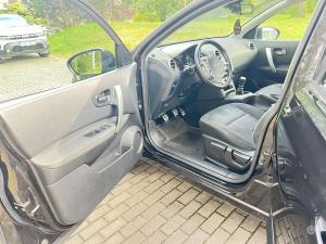 Melns Nissan Qashqai 2010 Kauņa, ar dzinēja tilpumu 1.46 L un nobraukumu 257 tūkst. km par 4300 €, foto 18 vietnē AUTOMOTO.COM.LV