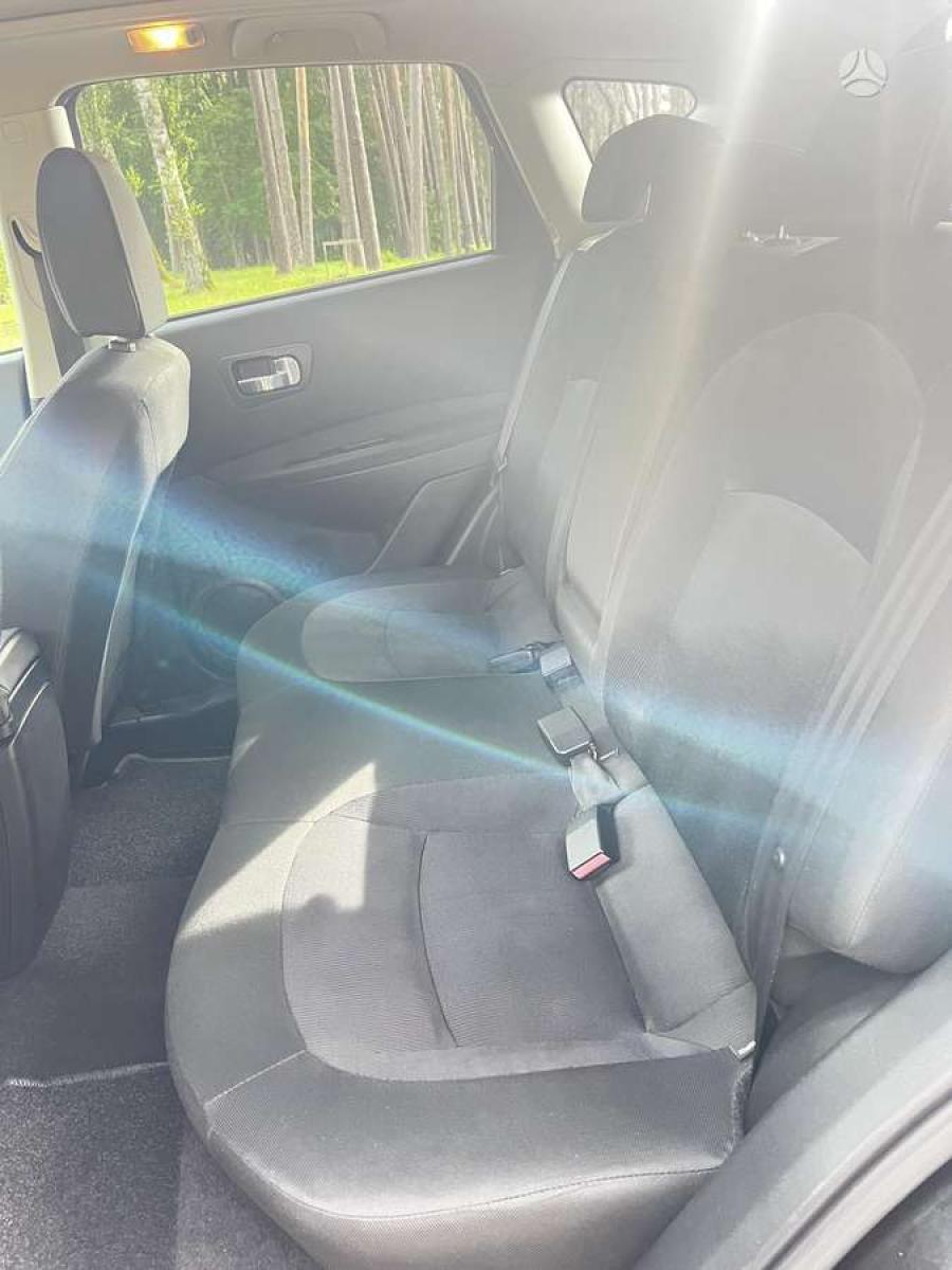 Melns Nissan Qashqai 2010 Kauņa, ar dzinēja tilpumu 1.46 L un nobraukumu 257 tūkst. km par 4300 €, foto 20 vietnē AUTOMOTO.COM.LV