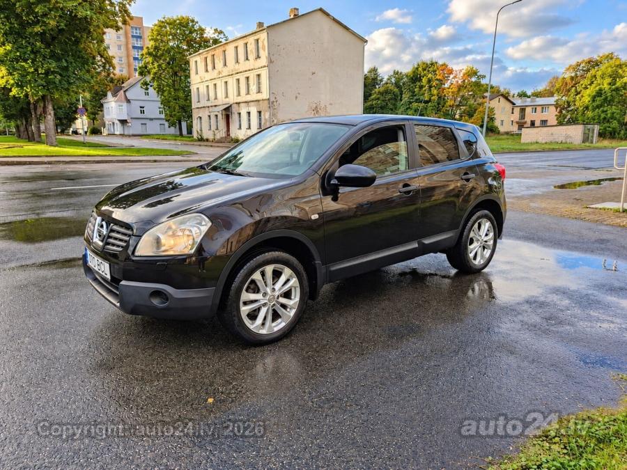 Melns Nissan Qashqai 2010 Narva, ar dzinēja tilpumu 2.00 L un nobraukumu 253 tūkst. km par 2500 €, foto 4 vietnē AUTOMOTO.COM.LV