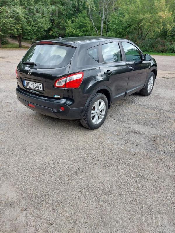 Melns Nissan Qashqai 2010 Krāslava, ar dzinēja tilpumu 1.50 L un nobraukumu 239 tūkst. km par 2750 €, foto 4 vietnē AUTOMOTO.COM.LV