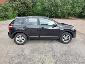 Melns Nissan Qashqai 2010 Krāslava, ar dzinēja tilpumu 1.50 L un nobraukumu 239 tūkst. km par 2750 €, foto 5 vietnē AUTOMOTO.COM.LV