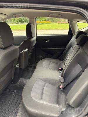 Melns Nissan Qashqai 2010 Krāslava, ar dzinēja tilpumu 1.50 L un nobraukumu 239 tūkst. km par 2750 €, foto 11 vietnē AUTOMOTO.COM.LV