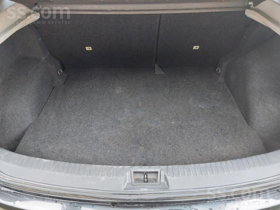 Melns Nissan Qashqai 2010 Krāslava, ar dzinēja tilpumu 1.50 L un nobraukumu 239 tūkst. km par 2750 €, foto 13 vietnē AUTOMOTO.COM.LV
