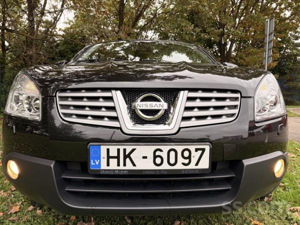 Nissan Qashqai 2010 Rīga vietnē Melns Nissan Qashqai 2010 Rīga, ar dzinēja tilpumu 2.00 L un nobraukumu 112 tūkst. km par 5800 €, foto 8 vietnē AUTOMOTO.COM.LV