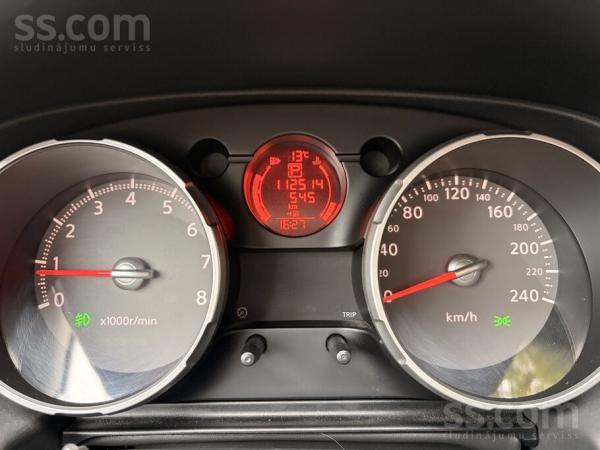 Nissan Qashqai 2010 Rīga vietnē Melns Nissan Qashqai 2010 Rīga, ar dzinēja tilpumu 2.00 L un nobraukumu 112 tūkst. km par 5800 €, foto 10 vietnē AUTOMOTO.COM.LV