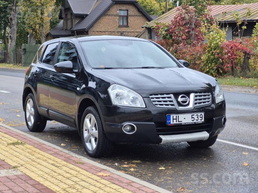 Черный Ниссан Кашкай 2010 в Рига, объемом двигателя 2.00 л и пробегом 215 тыс. км за 4600 €, фото 4 на AUTOMOTO.COM.LV