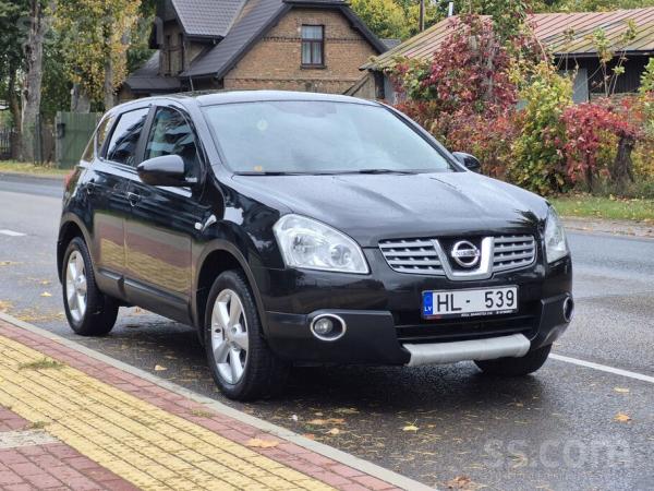 Melns Nissan Qashqai 2010 Rīga, ar dzinēja tilpumu 2.00 L un nobraukumu 215 tūkst. km par 4600 €, foto 4 vietnē AUTOMOTO.COM.LV