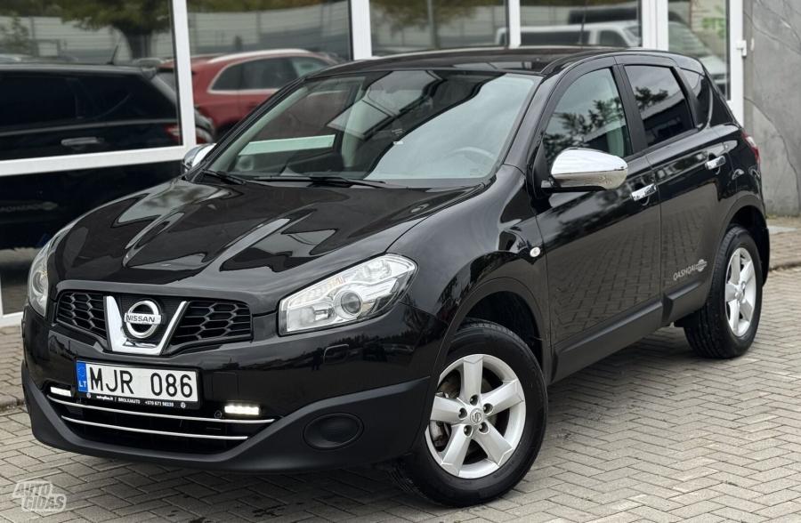 Melns Nissan Qashqai 2010 Radviliškis, ar dzinēja tilpumu 1.60 L un nobraukumu 231 tūkst. km par 5250 €, foto 1 vietnē AUTOMOTO.COM.LV