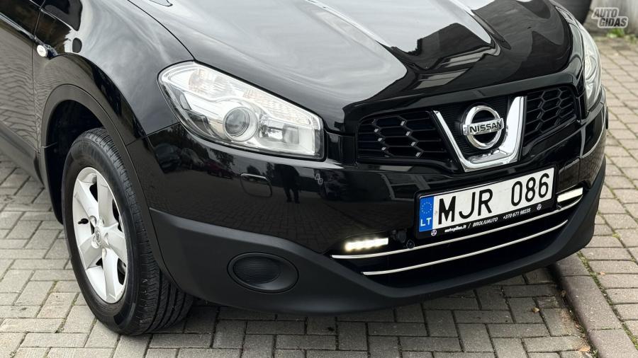 Melns Nissan Qashqai 2010 Radviliškis, ar dzinēja tilpumu 1.60 L un nobraukumu 231 tūkst. km par 5250 €, foto 8 vietnē AUTOMOTO.COM.LV