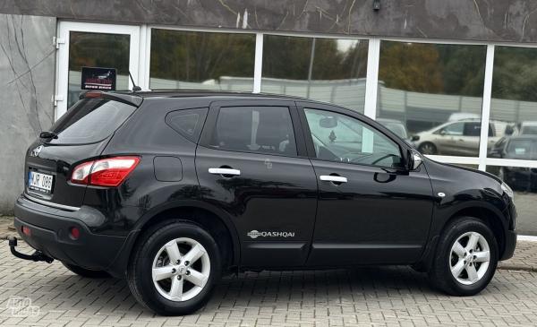 Melns Nissan Qashqai 2010 Radviliškis, ar dzinēja tilpumu 1.60 L un nobraukumu 231 tūkst. km par 5250 €, foto 9 vietnē AUTOMOTO.COM.LV