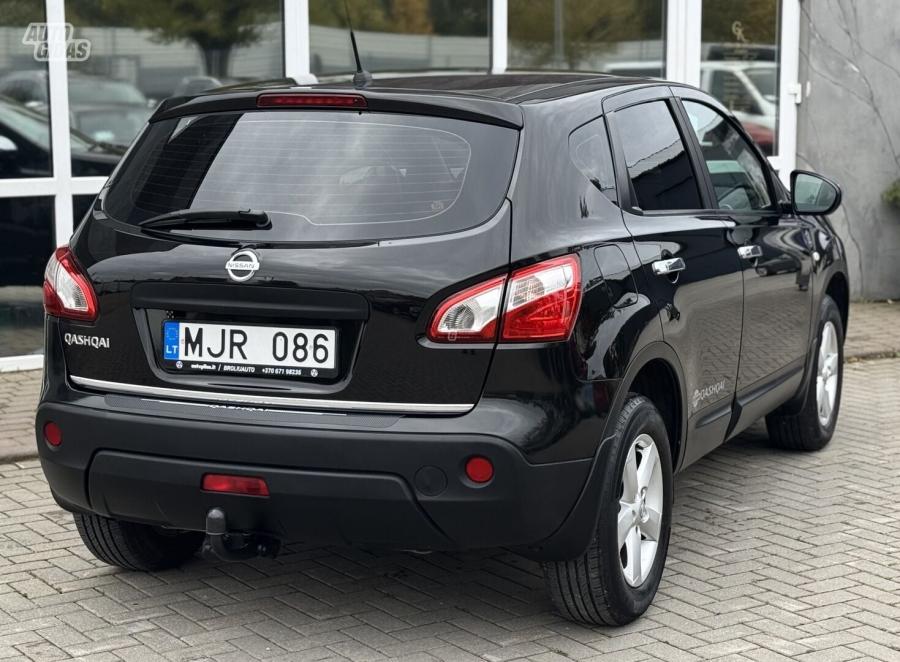Melns Nissan Qashqai 2010 Radviliškis, ar dzinēja tilpumu 1.60 L un nobraukumu 231 tūkst. km par 5250 €, foto 13 vietnē AUTOMOTO.COM.LV