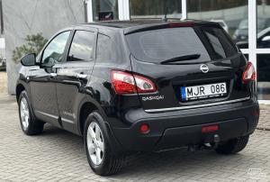 Melns Nissan Qashqai 2010 Radviliškis, ar dzinēja tilpumu 1.60 L un nobraukumu 231 tūkst. km par 5250 €, foto 14 vietnē AUTOMOTO.COM.LV