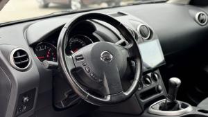 Melns Nissan Qashqai 2010 Radviliškis, ar dzinēja tilpumu 1.60 L un nobraukumu 231 tūkst. km par 5250 €, foto 17 vietnē AUTOMOTO.COM.LV