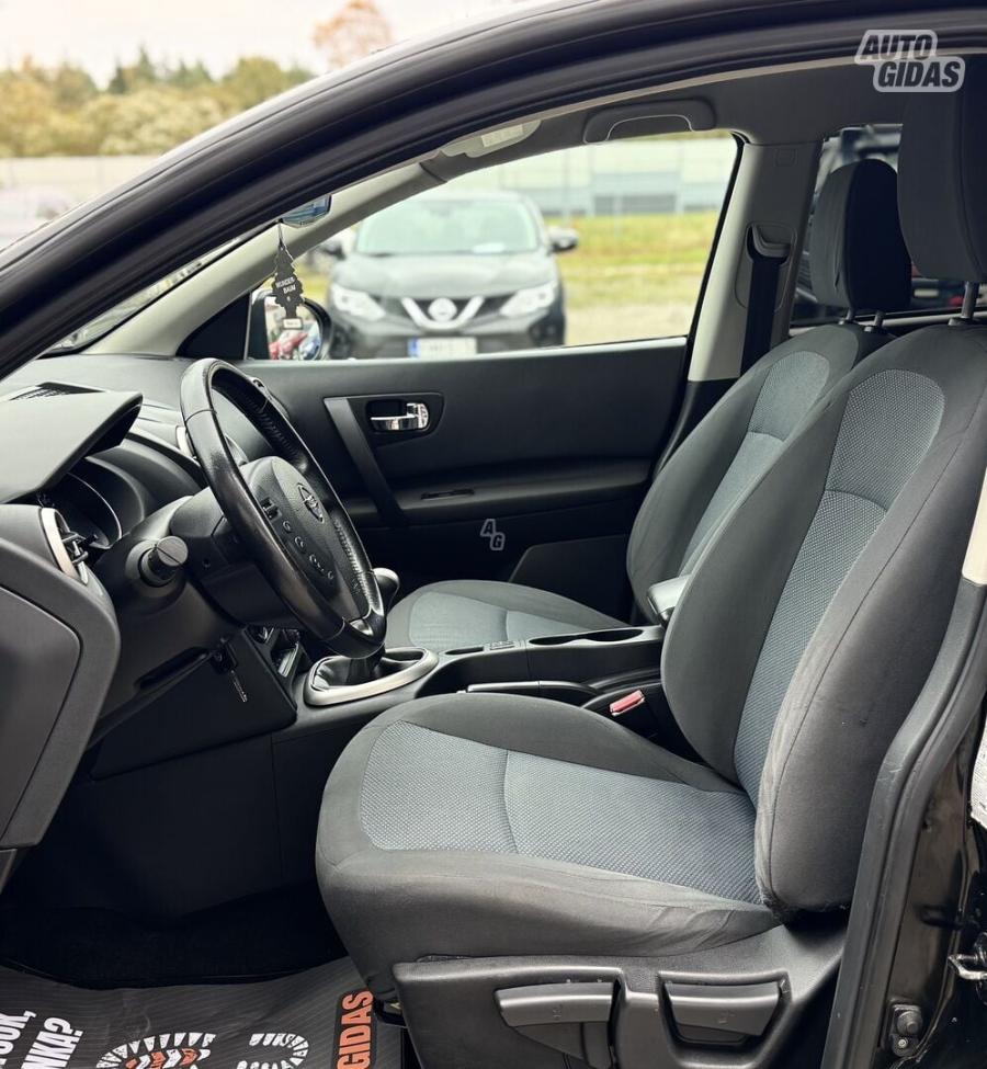 Melns Nissan Qashqai 2010 Radviliškis, ar dzinēja tilpumu 1.60 L un nobraukumu 231 tūkst. km par 5250 €, foto 21 vietnē AUTOMOTO.COM.LV