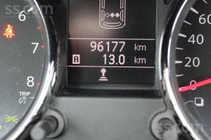 Melns Nissan Qashqai 2011 Liepāja, ar dzinēja tilpumu 1.60 L un nobraukumu 96 tūkst. km par 6500 €, foto 10 vietnē AUTOMOTO.COM.LV