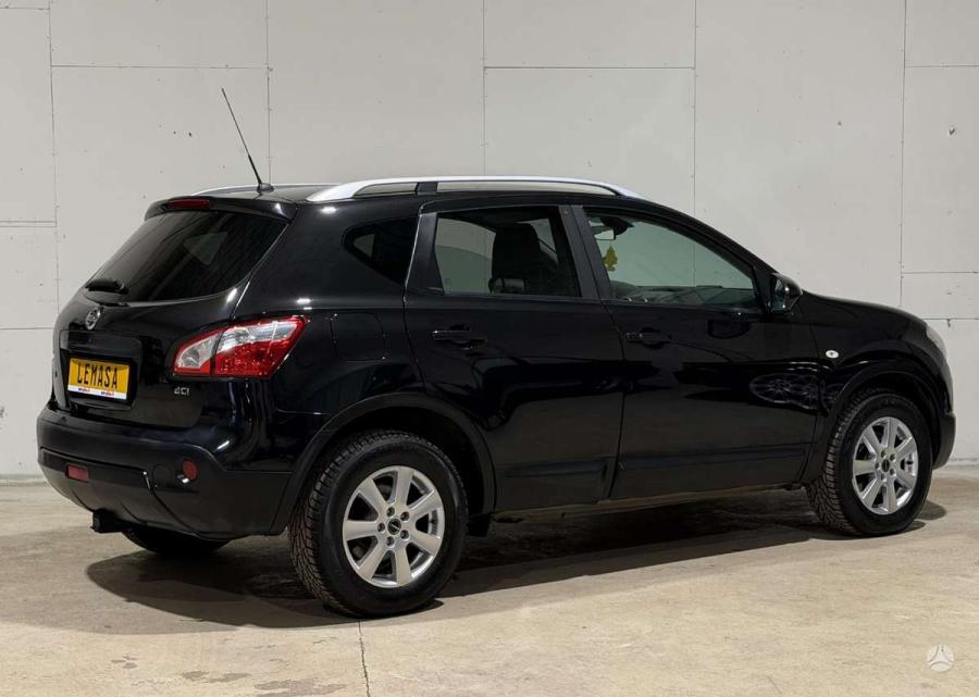 Melns Nissan Qashqai 2011 Klaipėda, ar dzinēja tilpumu 2.00 L un nobraukumu 254 tūkst. km par 6500 €, foto 11 vietnē AUTOMOTO.COM.LV