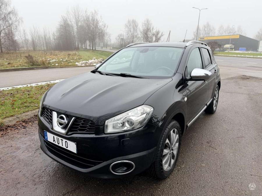 Melns Nissan Qashqai 2011 Tauragė, ar dzinēja tilpumu 1.46 L un nobraukumu 220 tūkst. km par 5499 €, foto 3 vietnē AUTOMOTO.COM.LV