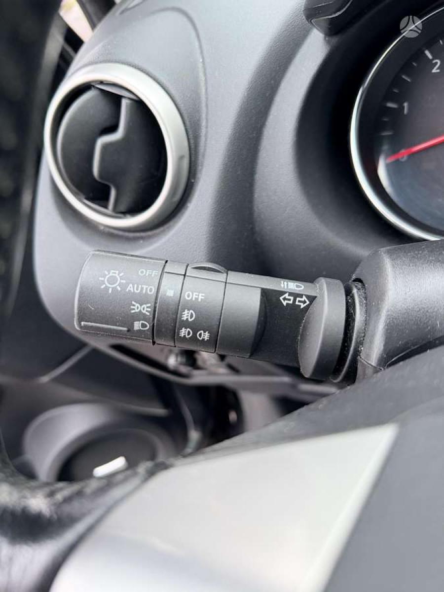 Melns Nissan Qashqai 2011 Tauragė, ar dzinēja tilpumu 1.46 L un nobraukumu 220 tūkst. km par 5499 €, foto 14 vietnē AUTOMOTO.COM.LV