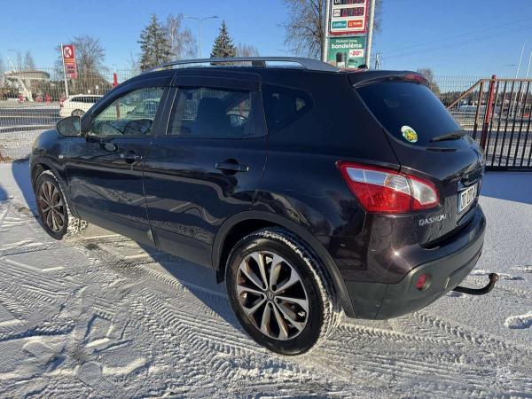 Melns Nissan Qashqai 2011 Tauragė, ar dzinēja tilpumu 2.00 L un nobraukumu 253 tūkst. km par 4200 €, foto 6 vietnē AUTOMOTO.COM.LV