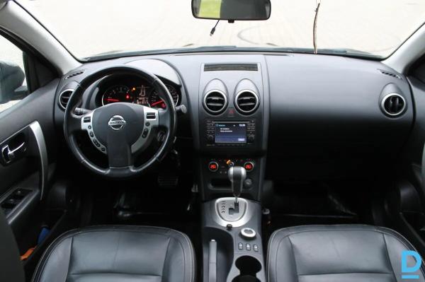 Melns Nissan Qashqai 2011 Rīga, ar dzinēja tilpumu 2.00 L un nobraukumu 188 tūkst. km par 5950 €, foto 6 vietnē AUTOMOTO.COM.LV