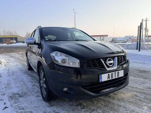Black Nissan Qashqai 2011 in Taurage, with an engine capacity of 1.46 L and mileage of 220 thousand km for 5499 €, photo  on AUTOMOTO.COM.LV