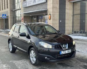 Melns Nissan Qashqai 2011 Klaipėda, ar dzinēja tilpumu 2.00 L un nobraukumu 266 tūkst. km par 5950 €, foto 3 vietnē AUTOMOTO.COM.LV