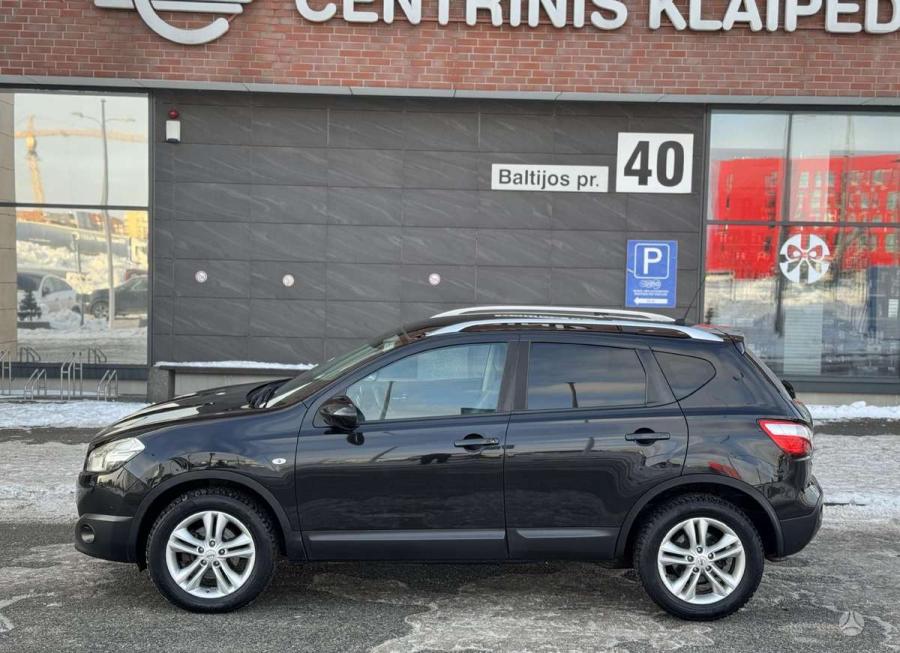 Melns Nissan Qashqai 2011 Klaipėda, ar dzinēja tilpumu 2.00 L un nobraukumu 266 tūkst. km par 5950 €, foto 6 vietnē AUTOMOTO.COM.LV