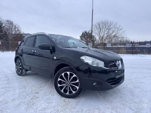 Melns Nissan Qashqai 2011 Alīta, ar dzinēja tilpumu 2.00 L un nobraukumu 270 tūkst. km par 5850 €, foto 3 vietnē AUTOMOTO.COM.LV
