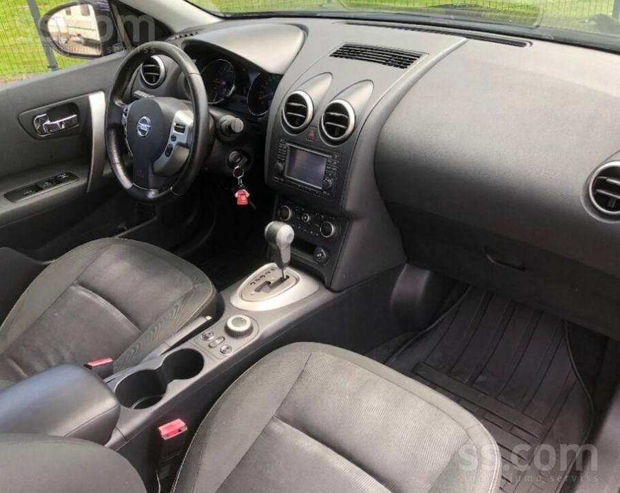 Melns Nissan Qashqai 2011 Valmiera, ar dzinēja tilpumu 2.00 L un nobraukumu 183 tūkst. km par 6690 €, foto 6 vietnē AUTOMOTO.COM.LV