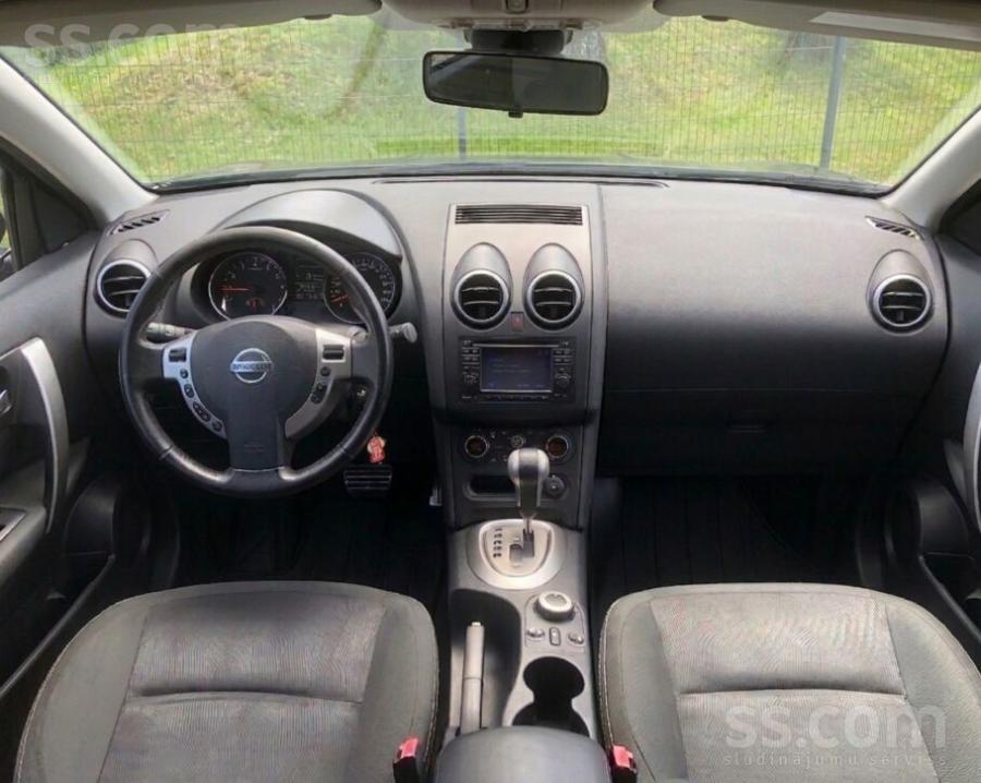 Melns Nissan Qashqai 2011 Valmiera, ar dzinēja tilpumu 2.00 L un nobraukumu 183 tūkst. km par 6690 €, foto 7 vietnē AUTOMOTO.COM.LV