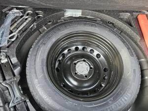 Melns Nissan Qashqai 2011 Jēkabpils, ar dzinēja tilpumu 2.00 L un nobraukumu 231 tūkst. km par 6790 €, foto 19 vietnē AUTOMOTO.COM.LV
