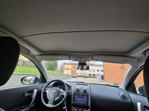 Melns Nissan Qashqai 2011 Jēkabpils, ar dzinēja tilpumu 2.00 L un nobraukumu 231 tūkst. km par 6790 €, foto 23 vietnē AUTOMOTO.COM.LV