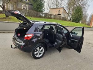 Melns Nissan Qashqai 2011 Jēkabpils, ar dzinēja tilpumu 2.00 L un nobraukumu 231 tūkst. km par 6790 €, foto 26 vietnē AUTOMOTO.COM.LV
