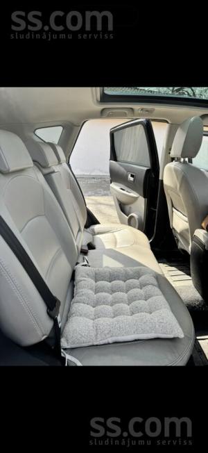 Melns Nissan Qashqai 2011 Rīga, ar dzinēja tilpumu 2.00 L un nobraukumu 254 tūkst. km par 4900 €, foto 5 vietnē AUTOMOTO.COM.LV