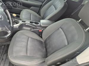Black Nissan Qashqai 2011 in Liepaja, with an engine capacity of 1.50 L and mileage of 254 thousand km for 5700 €, photo 11 on AUTOMOTO.COM.LV