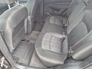 Black Nissan Qashqai 2011 in Liepaja, with an engine capacity of 1.50 L and mileage of 254 thousand km for 5700 €, photo 16 on AUTOMOTO.COM.LV