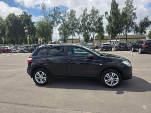Melns Nissan Qashqai 2011 Marijampole, ar dzinēja tilpumu 2.00 L un nobraukumu 189 tūkst. km par 4800 €, foto 9 vietnē AUTOMOTO.COM.LV