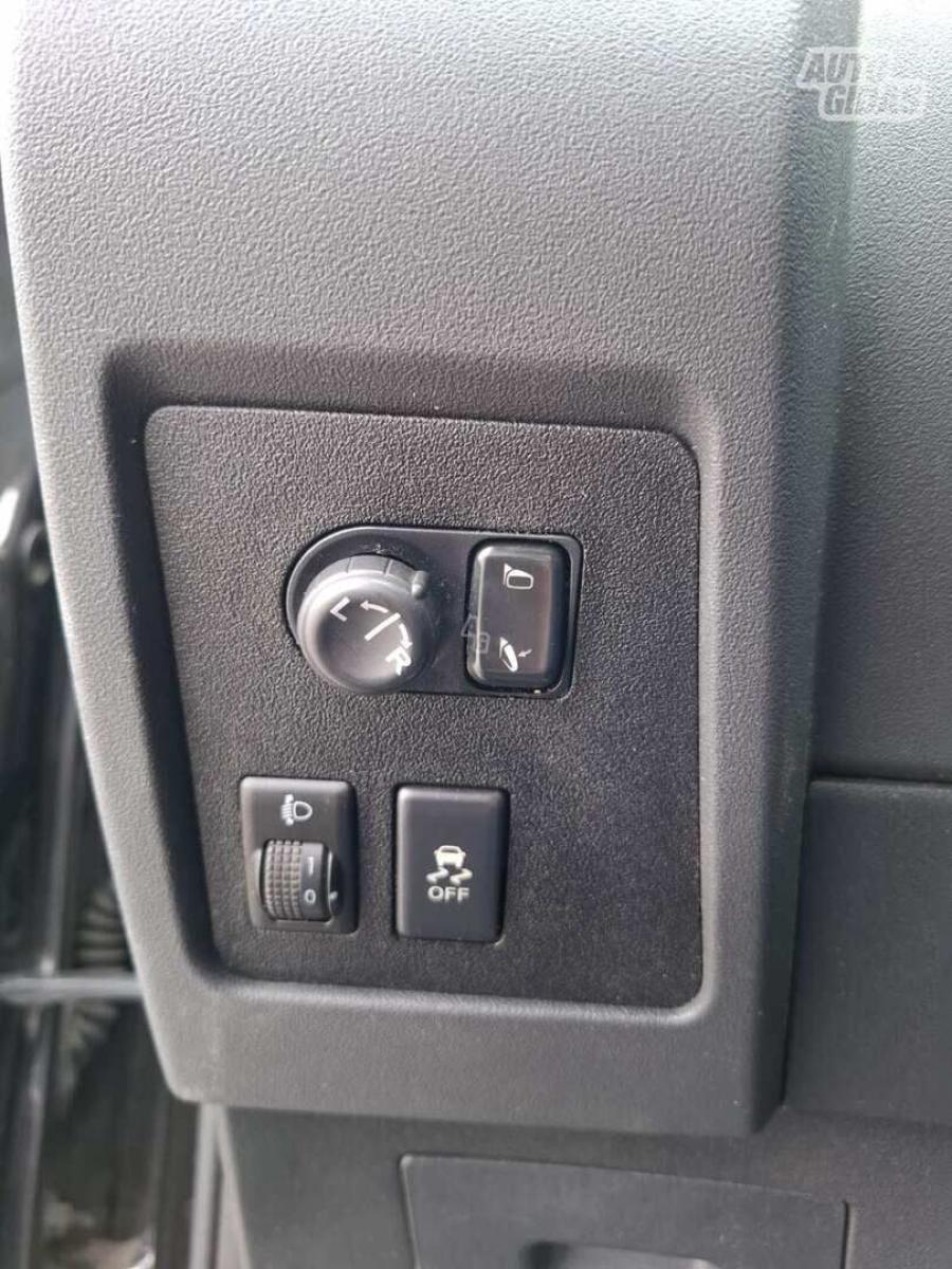 Melns Nissan Qashqai 2011 Viļņa, ar dzinēja tilpumu 2.00 L un nobraukumu 247 tūkst. km par 4700 €, foto 13 vietnē AUTOMOTO.COM.LV
