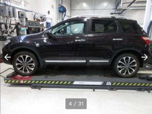 Black Nissan Qashqai 2011 in Jurbarkas, with an engine capacity of 1.46 L and mileage of 180 thousand km for 4950 €, photo 6 on AUTOMOTO.COM.LV