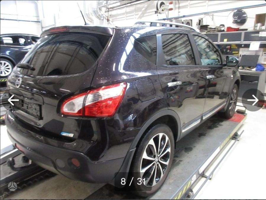 Black Nissan Qashqai 2011 in Jurbarkas, with an engine capacity of 1.46 L and mileage of 180 thousand km for 4950 €, photo 11 on AUTOMOTO.COM.LV