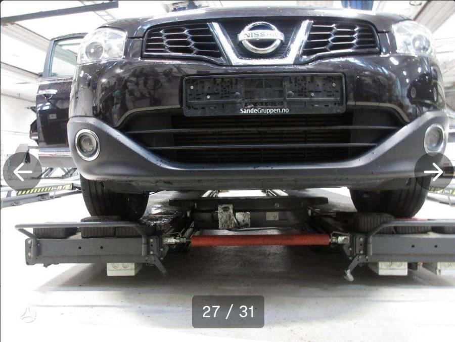 Black Nissan Qashqai 2011 in Jurbarkas, with an engine capacity of 1.46 L and mileage of 180 thousand km for 4950 €, photo 12 on AUTOMOTO.COM.LV