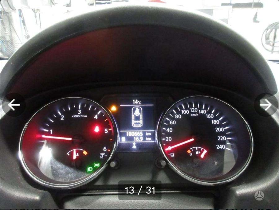 Black Nissan Qashqai 2011 in Jurbarkas, with an engine capacity of 1.46 L and mileage of 180 thousand km for 4950 €, photo 17 on AUTOMOTO.COM.LV